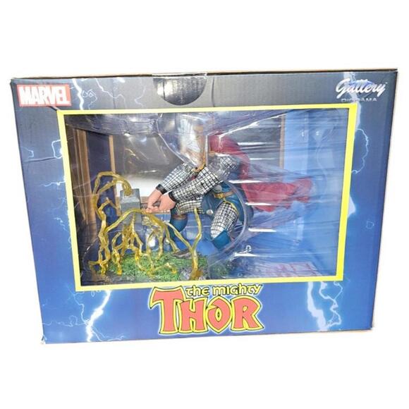 Marvel | Toys | Disney Parks Marvel The Mighty Thor Gallery Diorama By ...
